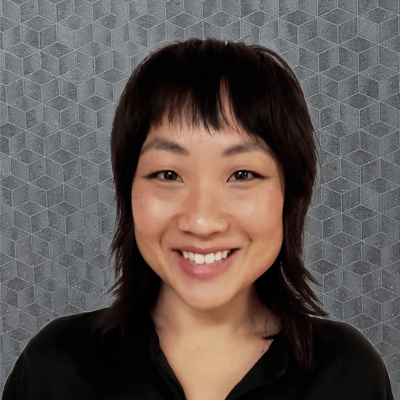 Bio | Lindsay Leong, RMT